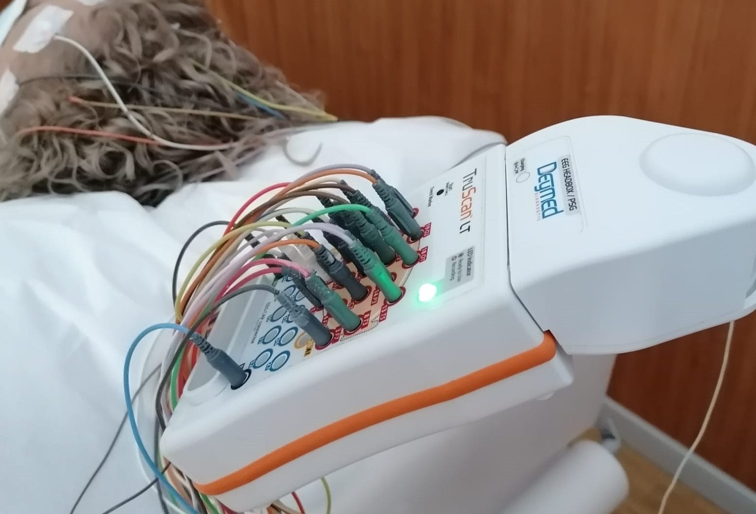 Eletroencefalograma (EEG de rotina) | Medibrain